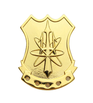 5201 - Breast Insignia